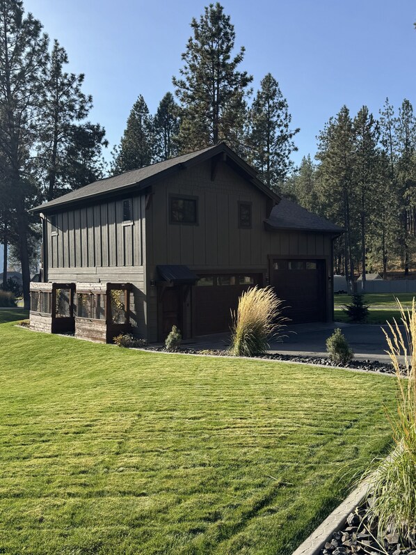 Quaint cottage in Liberty Lake with lake access and hiking trails steps ...