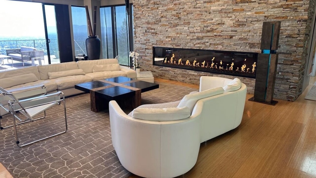 Fantastic 7-bedroom House With Ac In Los Altos Hills - Palo Alto, CA