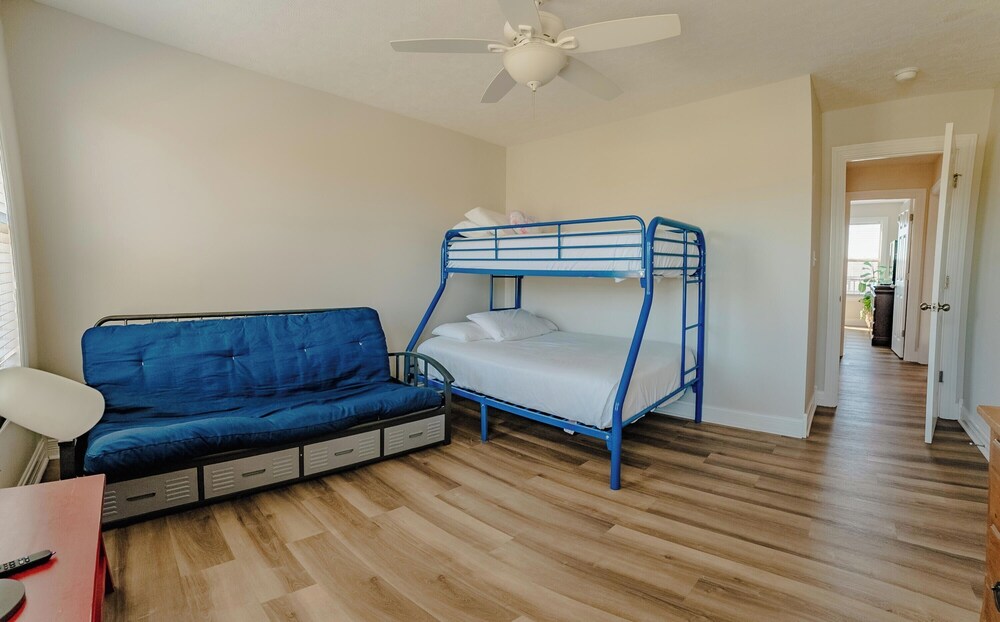 Lake It Easy 3 Level Home - Kentucky