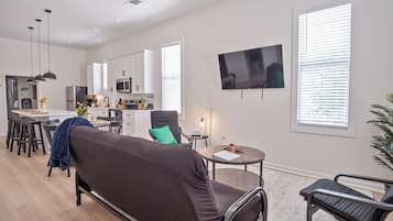 Apartamento (3 Bedrooms) | Sala | Televisor de 50 polegadas com canais digitais