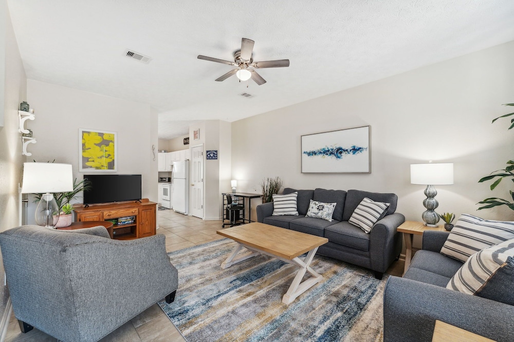 Beach Walkers - Florida