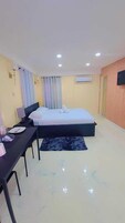 Apartamento Nobre | Cortinas/cortinados opacos, ferro/tábua de engomar, Wi-fi grátis