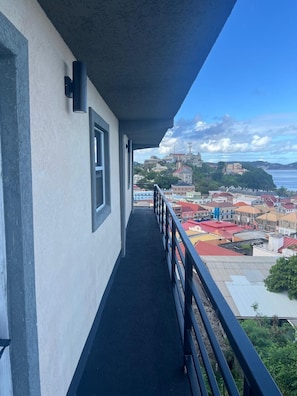 Apartamento, vista para o oceano | Terraço/pátio interior
