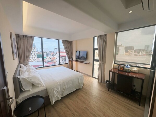 Quarto Duplo Deluxe, vista para o rio | Secretária, Wi-fi grátis 