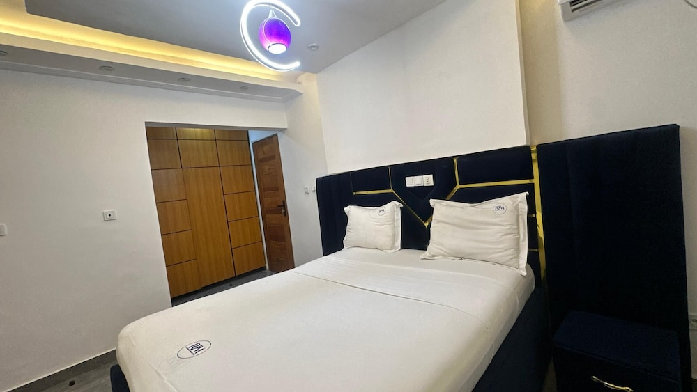 Tchinda Meli Residence - Douala