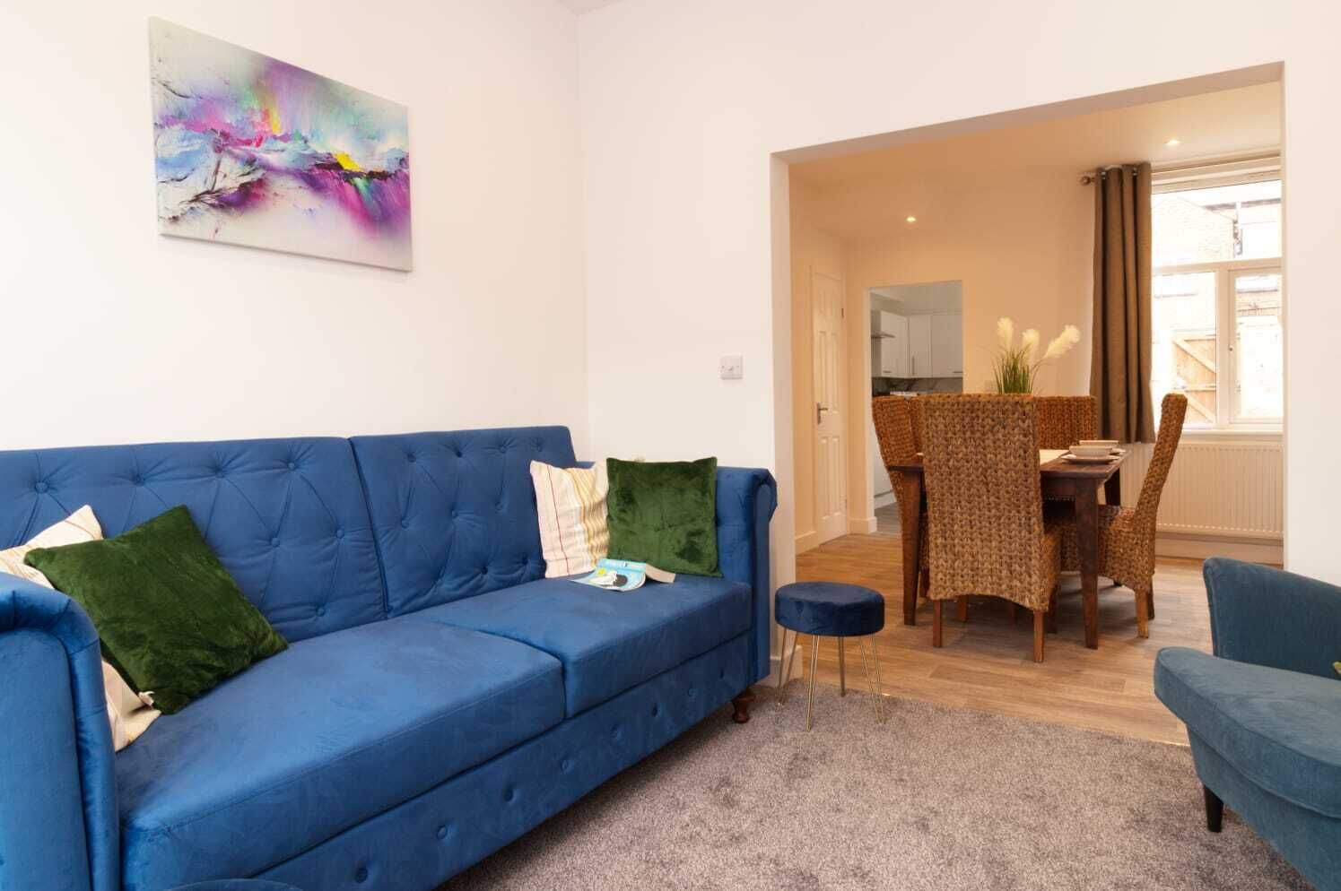 Twin Room + Access To Living Areas And Bahtroom - Gulliver's World Theme Park