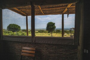 Secretária adequada para computadores portáteis, Wi-fi grátis 