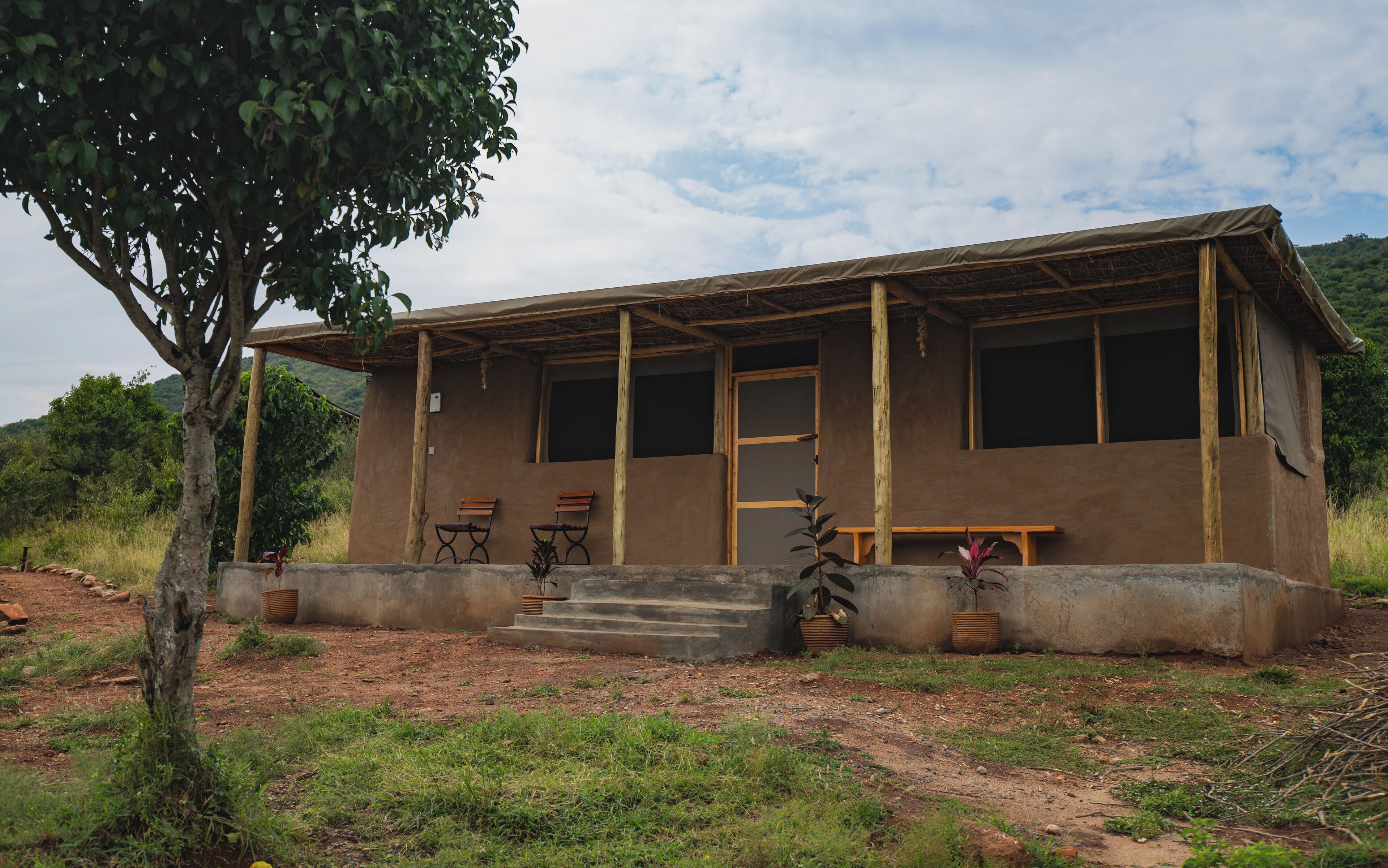 Secretária adequada para computadores portáteis, Wi-fi grátis 