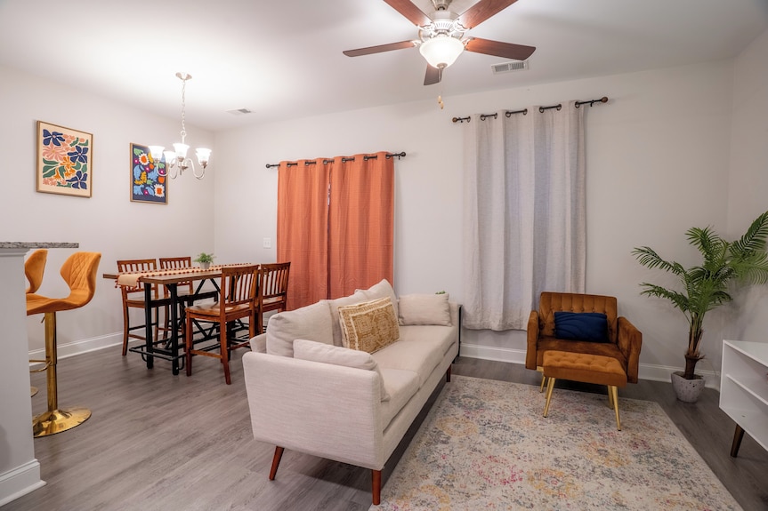 Welcome Home Away From Home! Near Fort Jackson - Elgin, SC