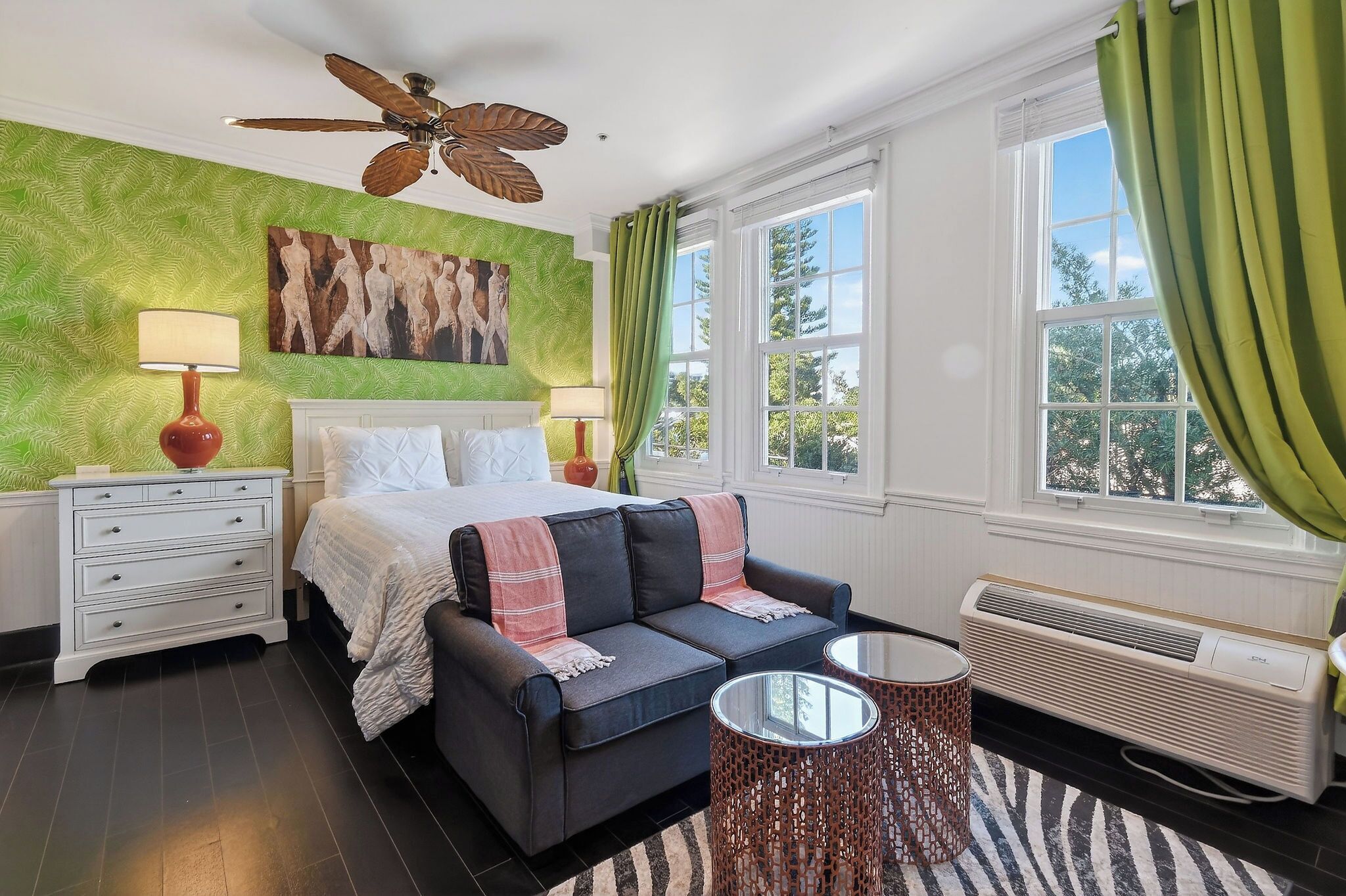 LIMEGREEN ORCHID | Cortinas/cortinados opacos, ferro/tábua de engomar, Wi-fi grátis 