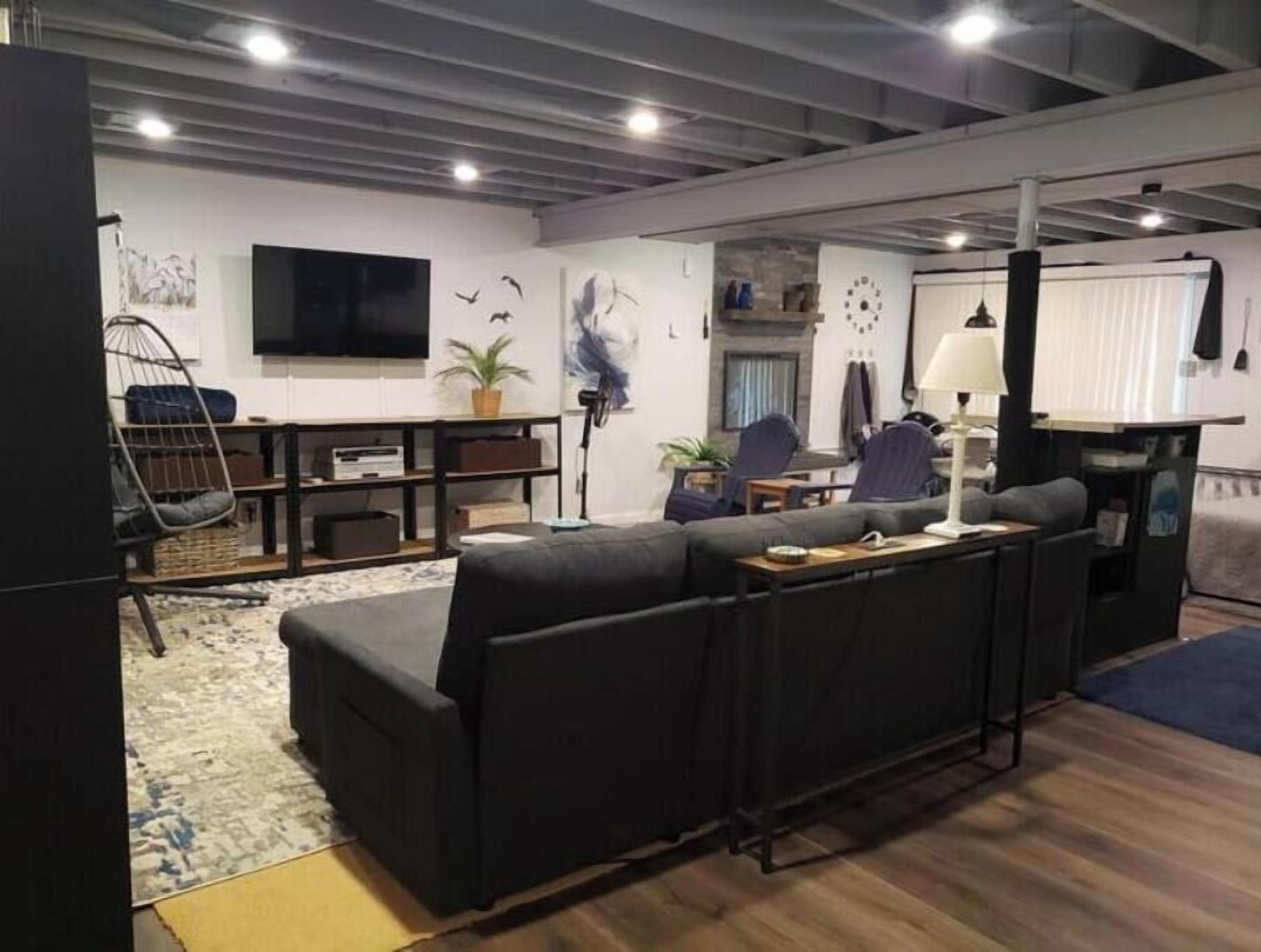 Quiet, Roomy,  Private Studio,  Beautiful View. - Covington, KY