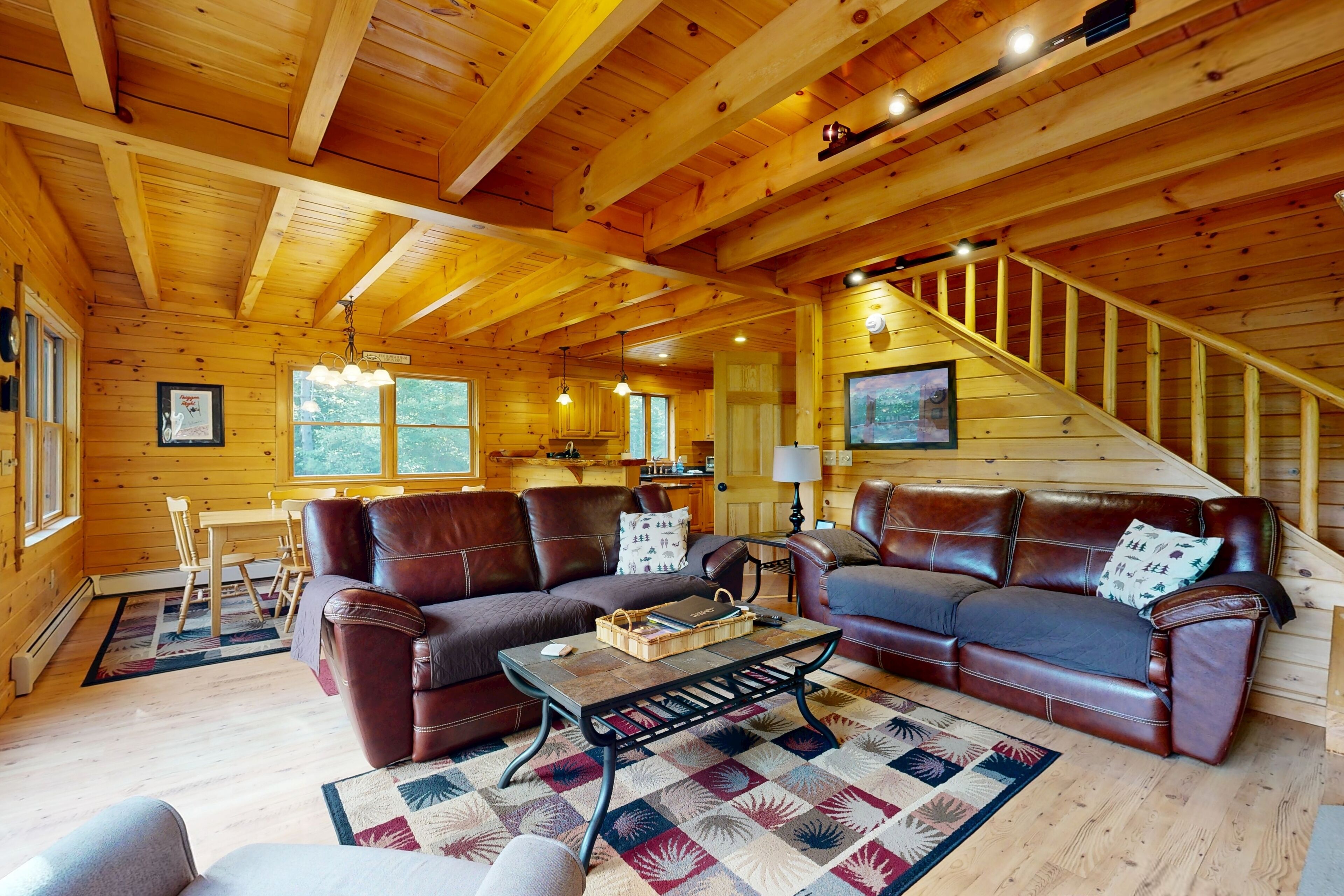 Elegant Mountain Chalet With Hot Tub, Fire Pit, And Easy Access To Mt. Abram - Greenwood, ME