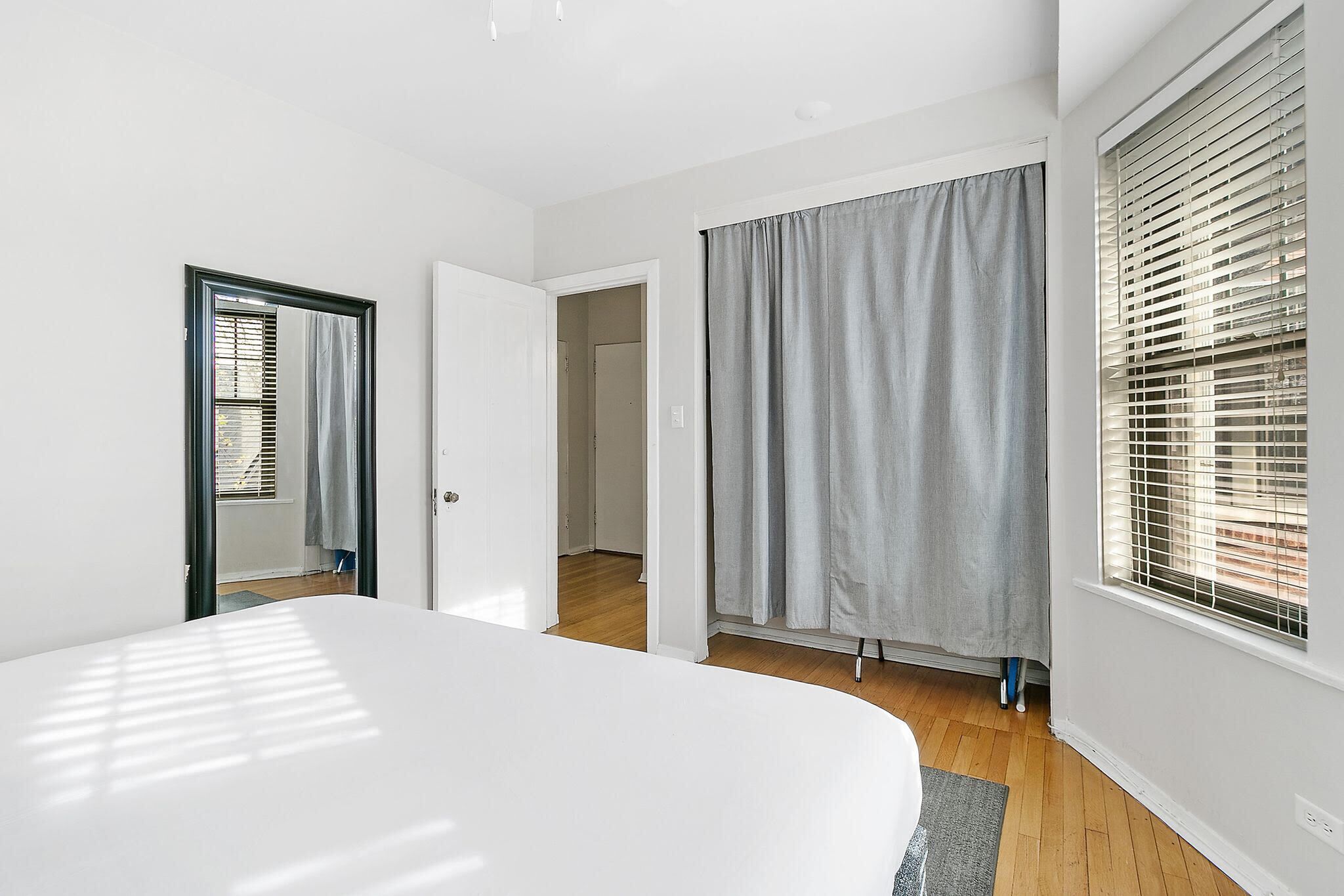 Lovely 2-bedroom Apartment With Ac In Skokie - エバンストン, IL