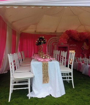 Espaço exterior para banquetes