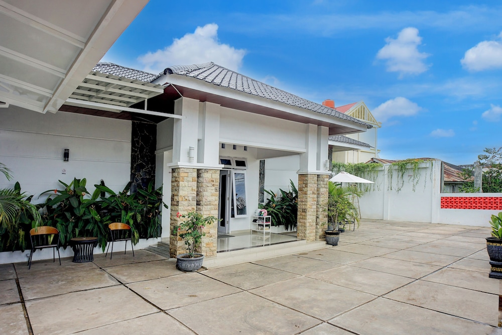 Hotel O Blower Residence Syariah - Banda Aceh