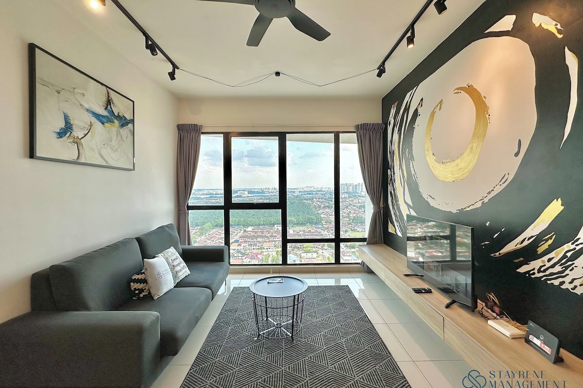 Apartamento conforto, 2 quartos, cozinha americana, vista para a cidade | Área de estar