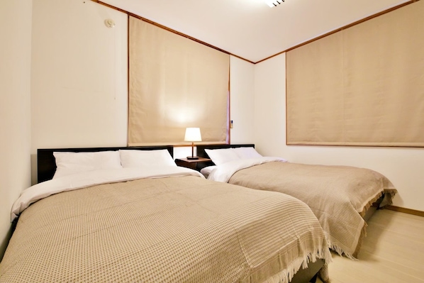 Apartamento | Cortinas/cortinados opacos, Wi-fi grátis