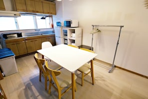 Apartamento | Cortinas/cortinados opacos, Wi-fi grátis