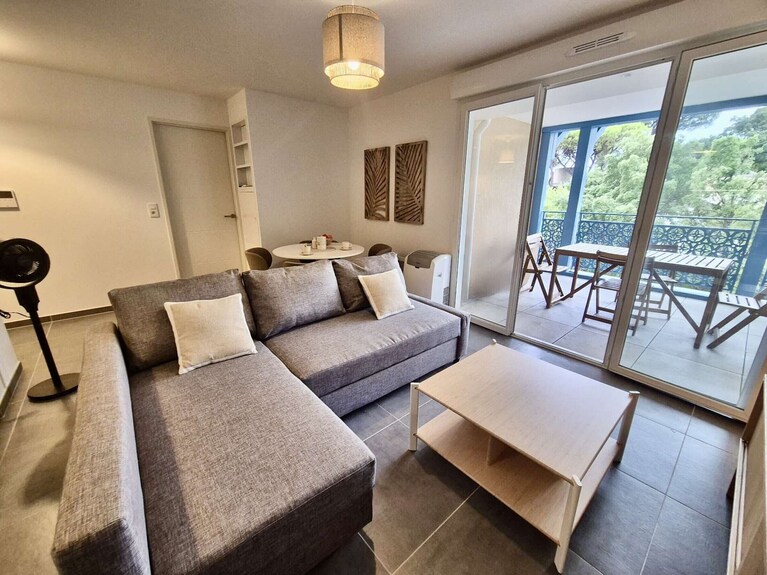 Appartement Moderne Avec Piscine, Climatisation Et Parking à Cavalaire-sur-mer - Cavalaire-sur-Mer