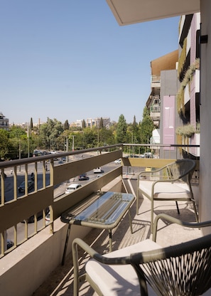 Hermes City Apartment | Varanda