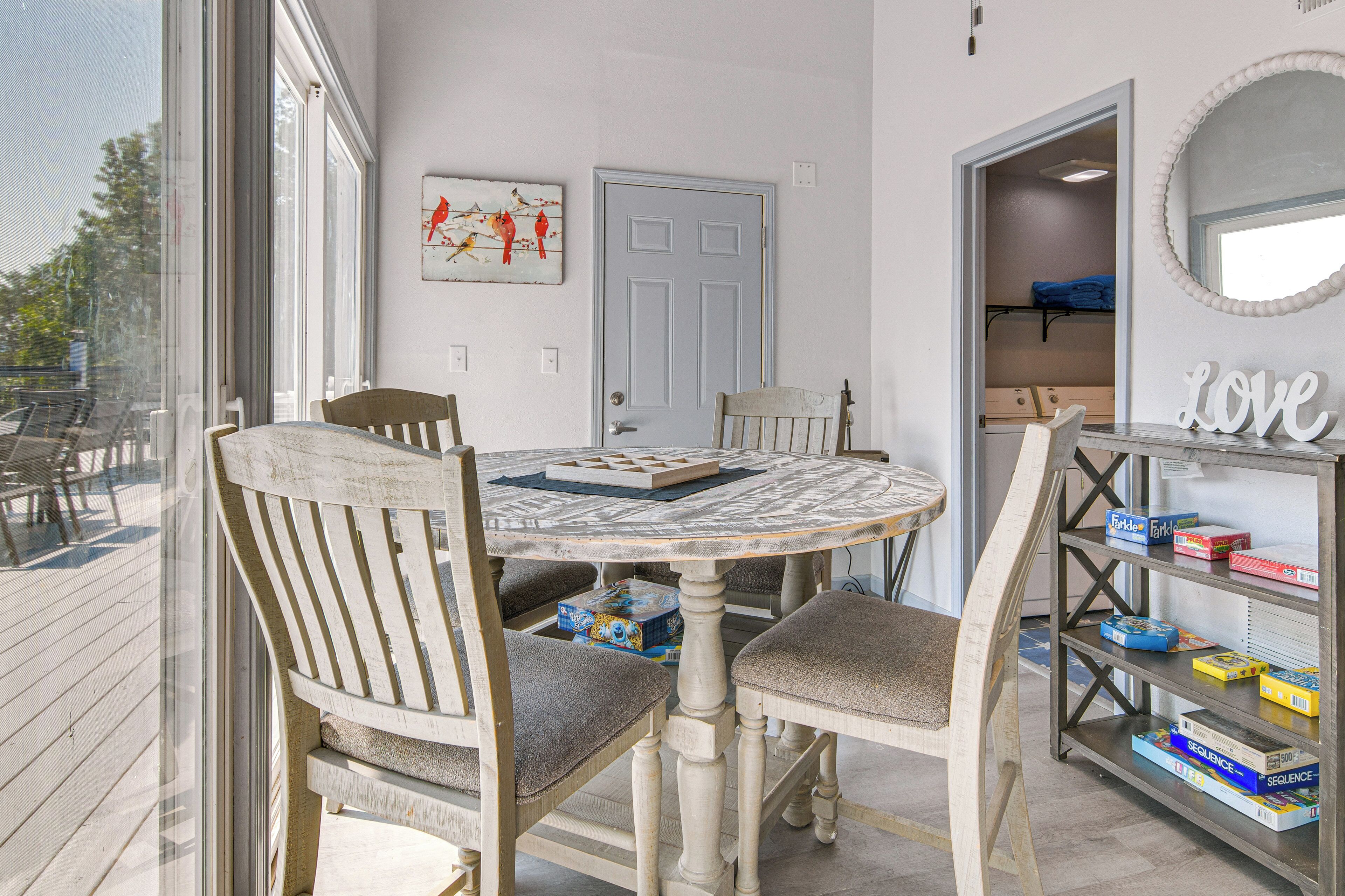 Casa (Multiple Bedrooms) | Interior