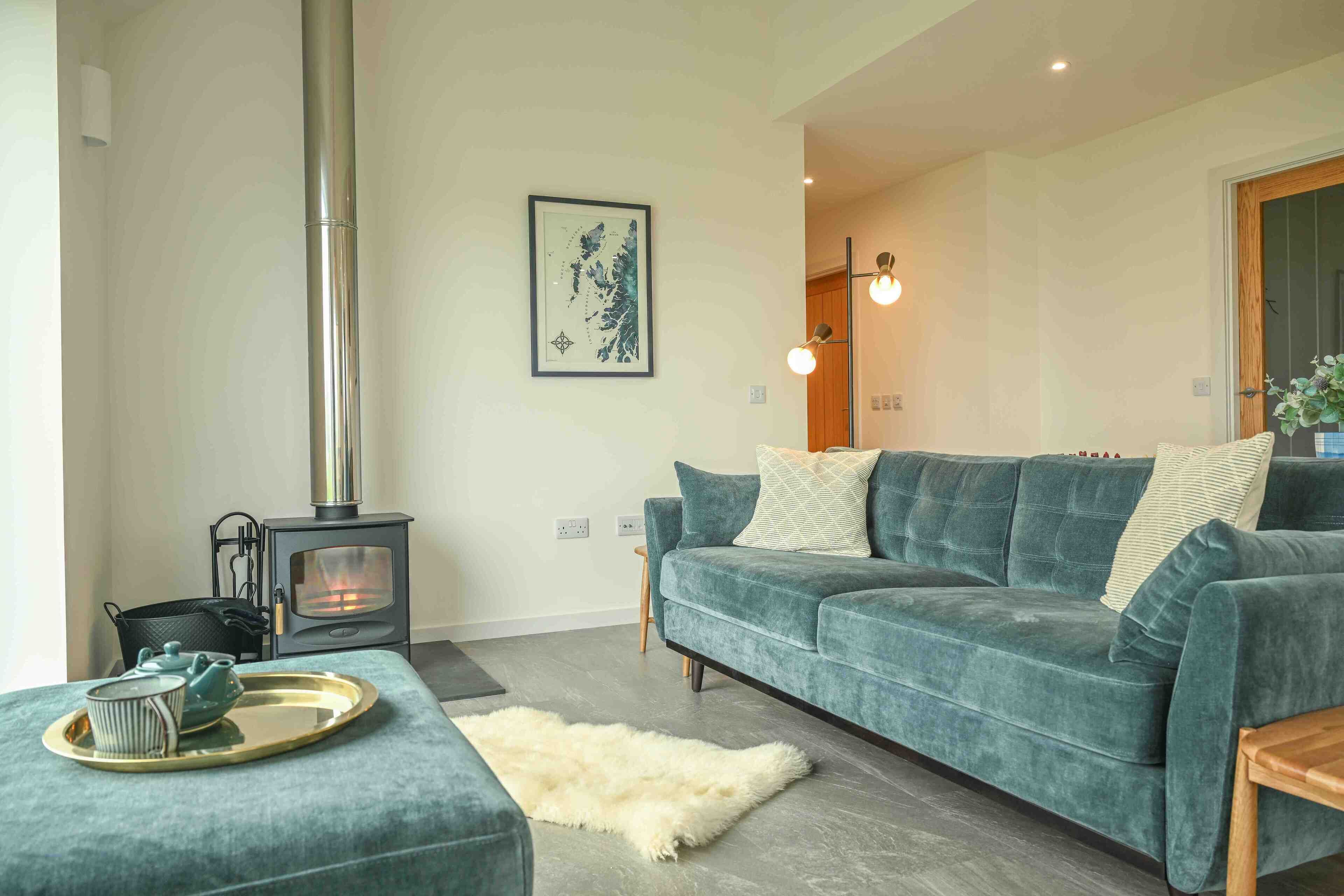 Wow Sea-view! Walks, Cliffs, Wildlife. New Property So No Reviews - Yet! - Uig