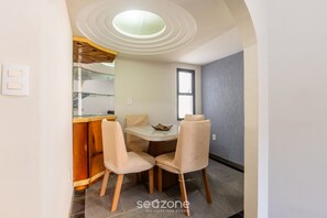 Apartamento básico | Opções para refeição