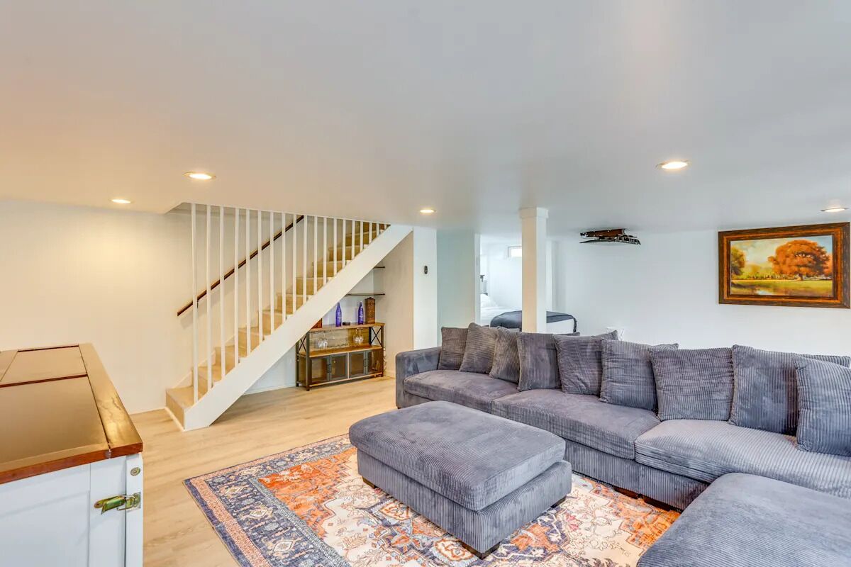 Spacious 5br House Walk To Bucknell, Private Pool - Lewisburg, PA