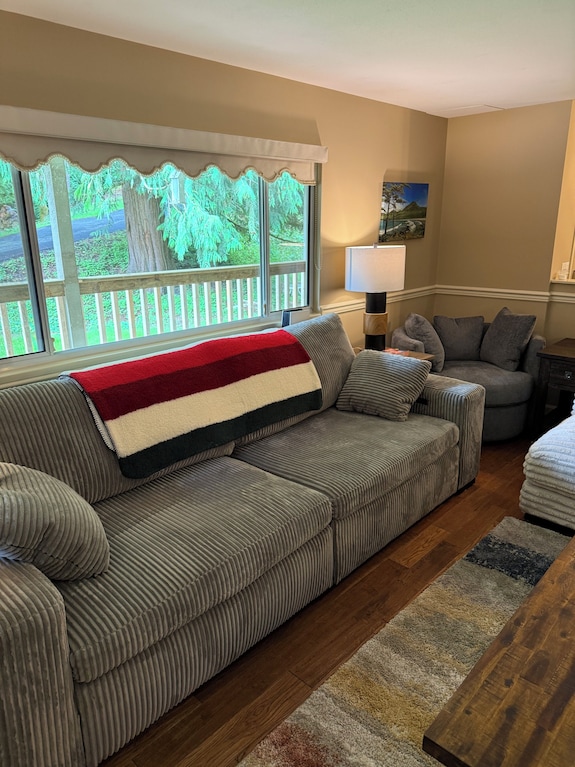 Welcome To Cultus Lake Hide-a-way - 奇利瓦克