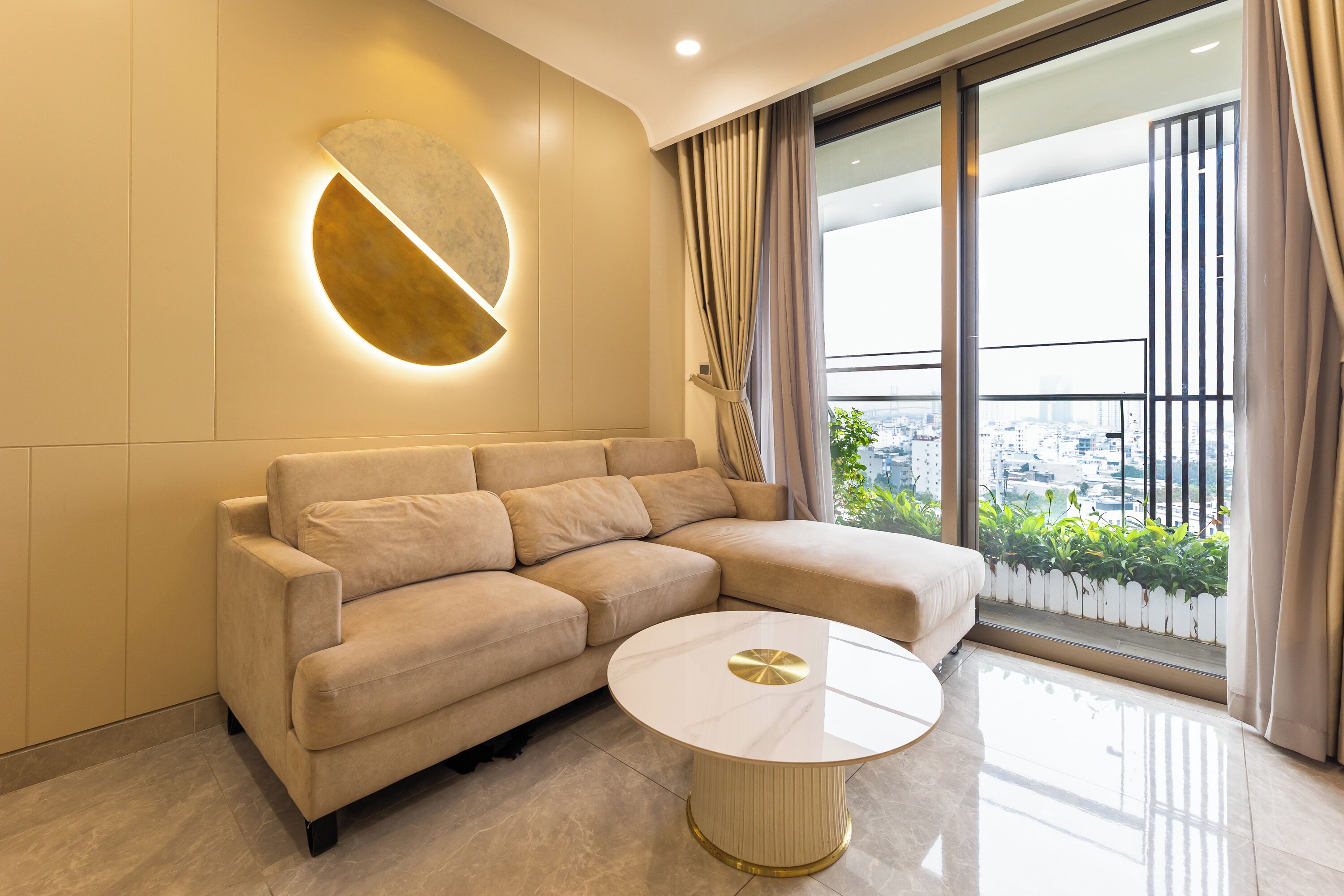 Apartamento luxo, 2 quartos, sacada, vista para a cidade | Área de estar