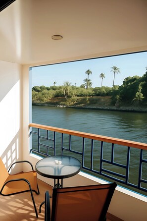 Suite Deluxe, varanda, vista para o rio | Varanda