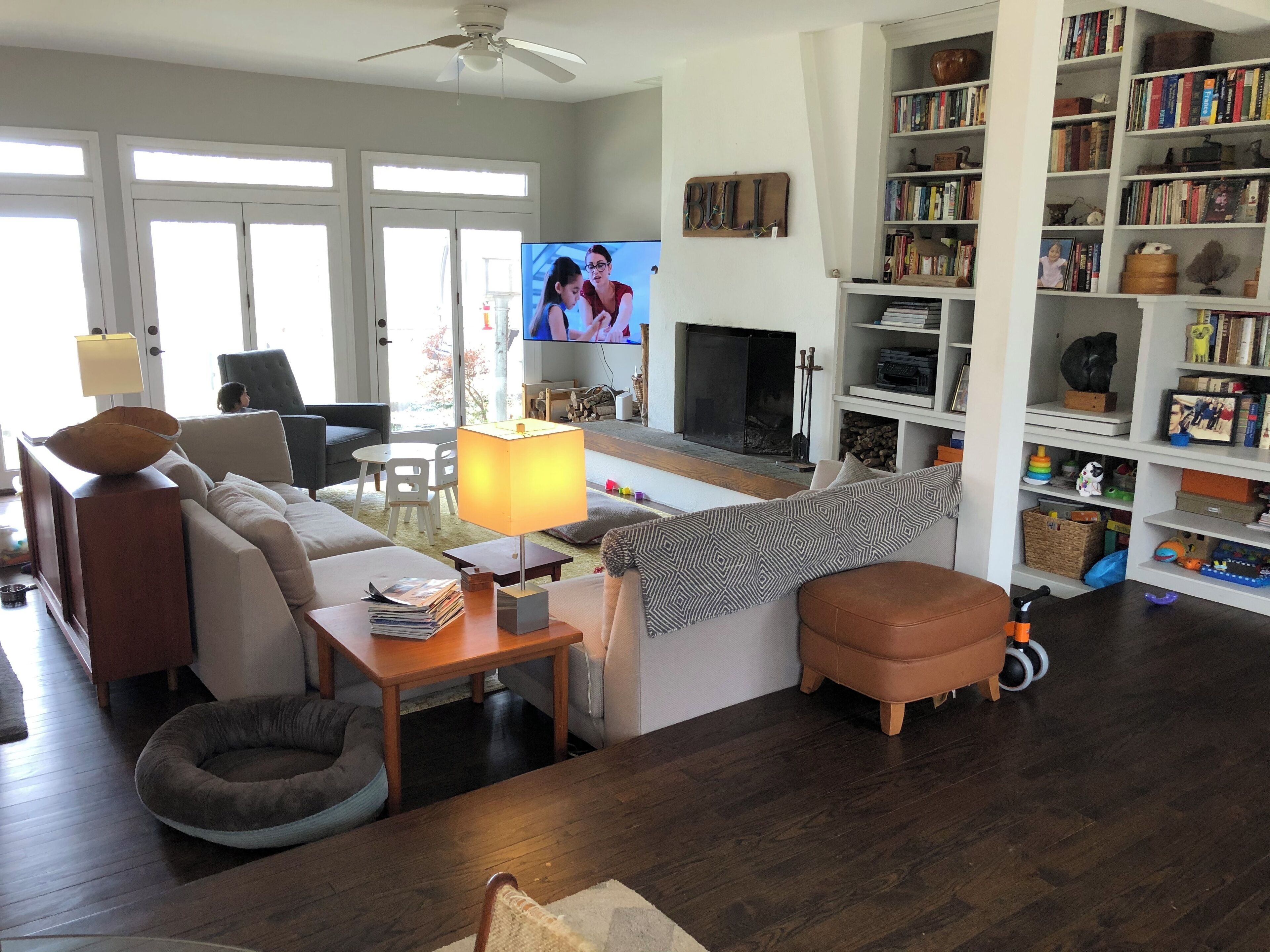 Pet Friendly Hilltop Retreat In The Woods - Essex, CT