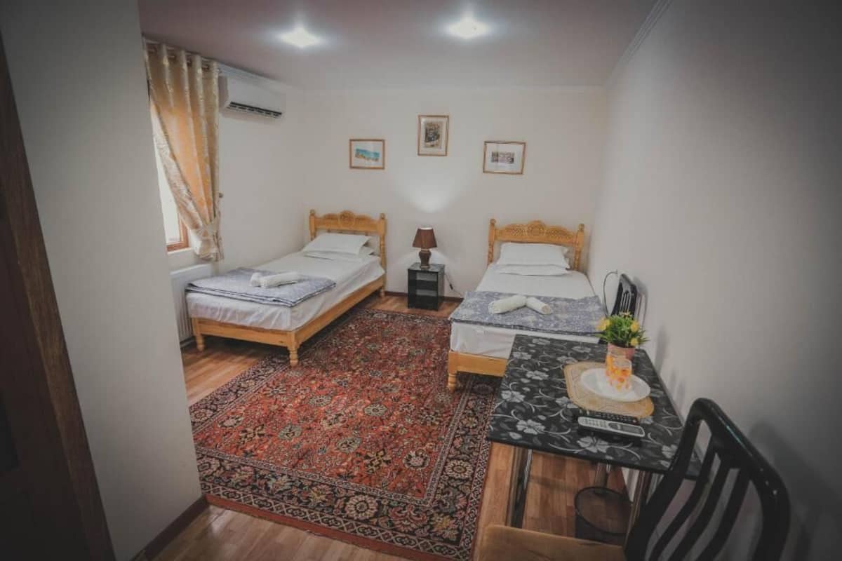 Quarto casal, vista para o pátio | Wi-Fi de cortesia