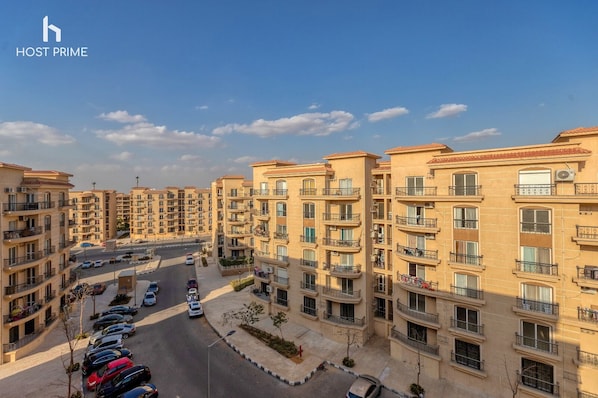 Apartamento, Vista para a cidade | Vista para a rua