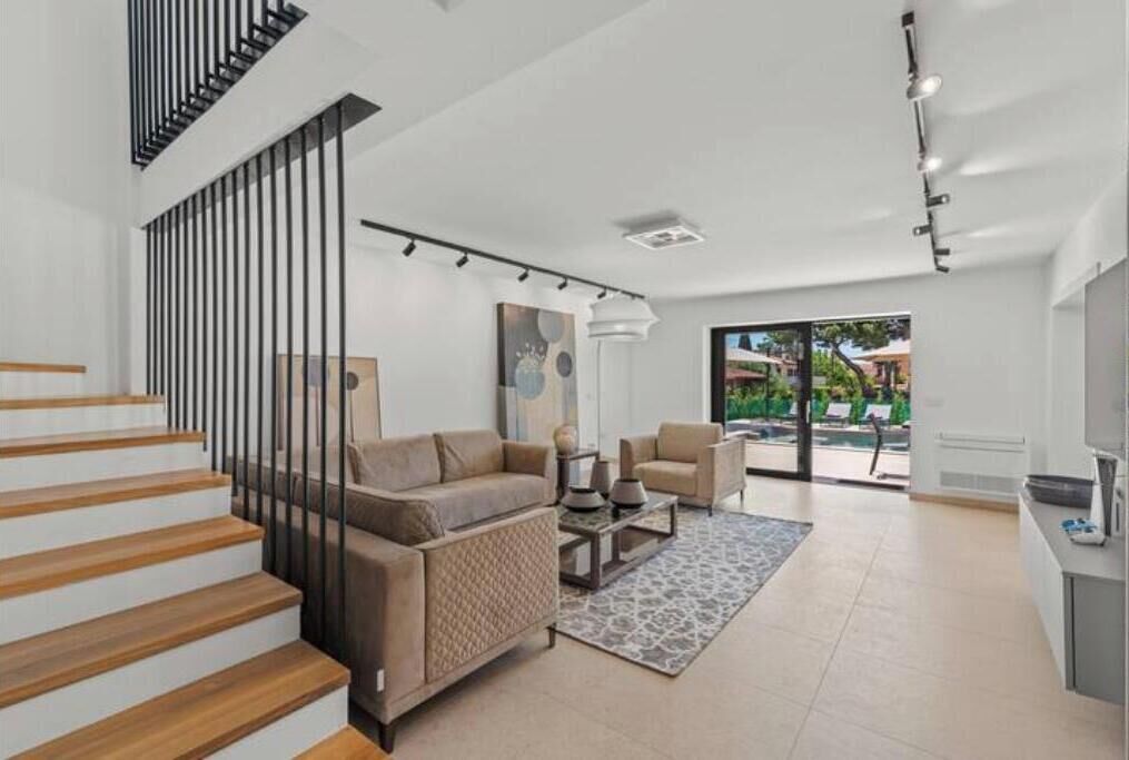 Villa Domenica Medelina 5. City Center, Heated Pool, Jacuzzi, Sauna - Rovinj