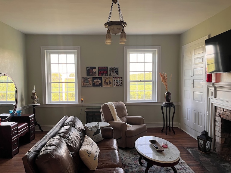 Historic Farm Stay At The Hager Hideaway - Kentucky