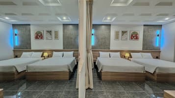 Quarto casal luxo, vista para o oceano | Cofres nos quartos, escrivaninha, espaço de trabalho para notebook