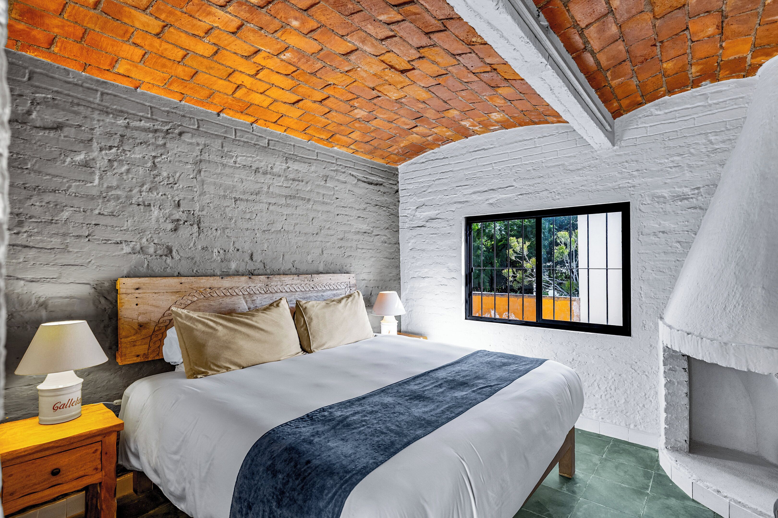 Quarto Deluxe, 1 cama king-size | Cofre no quarto, cortinas/cortinados opacos, quartos insonorizados 