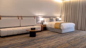 Quarto superior | Cofres nos quartos, cortinas blackout, ferros/tábuas de passar roupa