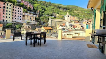 Penthouse de Luxo, vista para o mar | Refeições ao ar livre