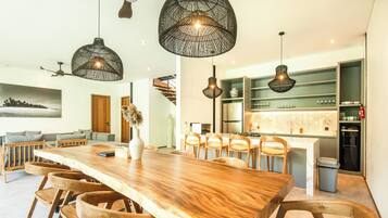 Villa (4 Bedrooms) | Exterior