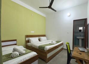 Camas desdobráveis, Wi-fi grátis, roupa de cama fornecida 