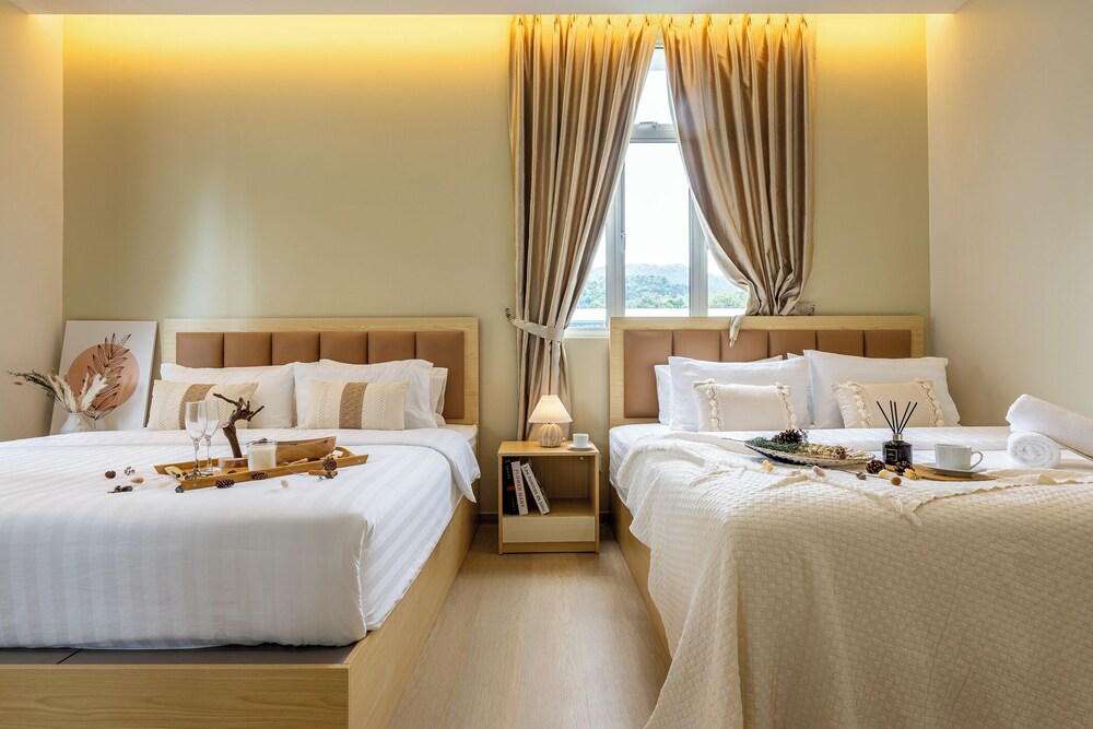 La Ferringhi Villa by BRB - Teluk Kumbar | Stayz