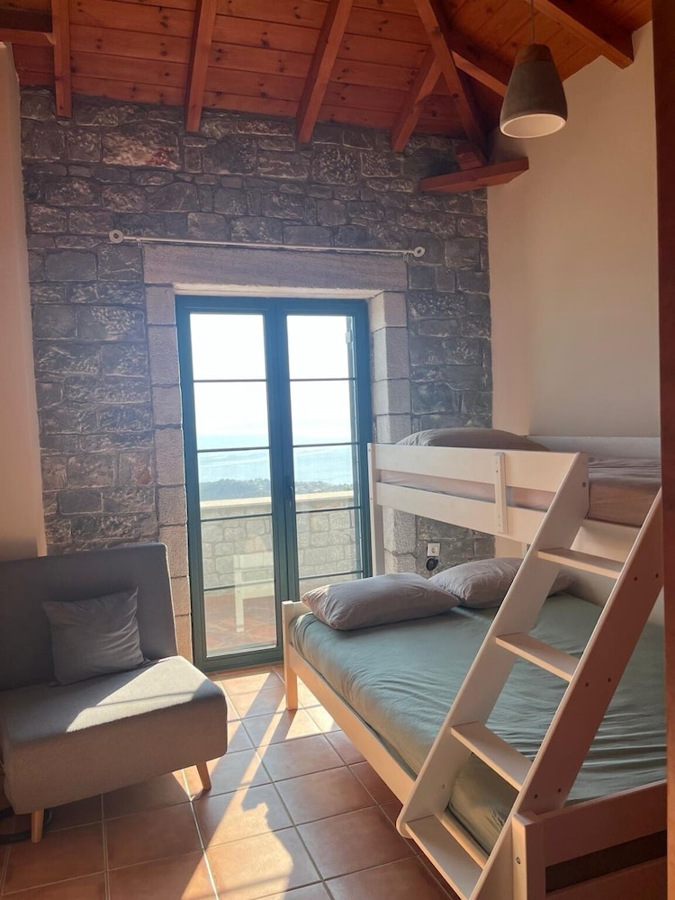 Traditional Mani Stone House with Stunning Sea Views near Stoupa ...