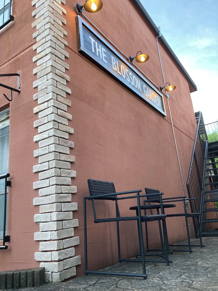 Kt2 Blossom Garden103 - Tama