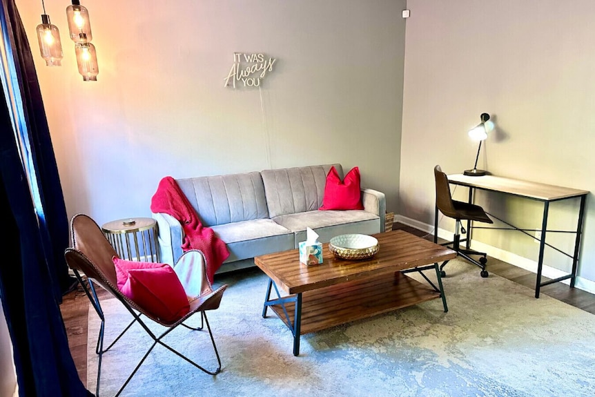 2br Downtown Yorkville Apt By Fox River - Oswego, IL