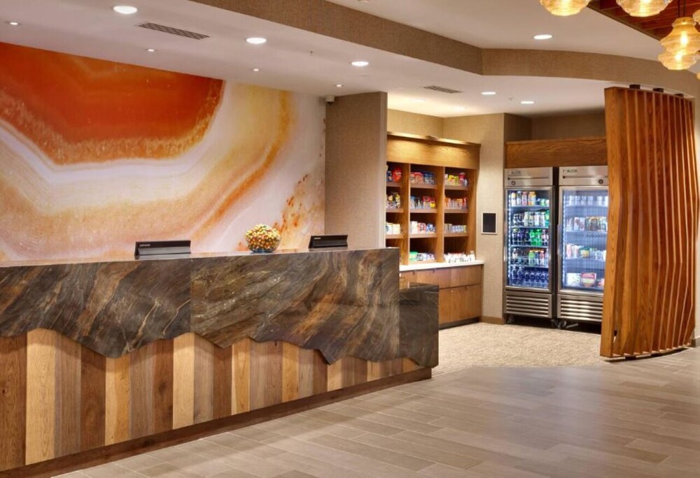 3 Spacious Suites with Red Rock Views, Pool & Moab’s Best Attractions ...