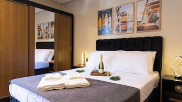 Apartamento Clássico | Secretária, secretária adequada para computadores portáteis