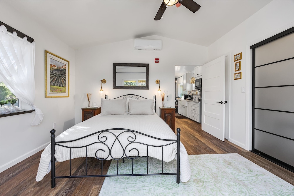 Tuscan Petite-Villa at Dorner Family Vineyard - Kern County | Vrbo