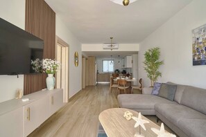 Apartamento, 2 quartos, acessível, fumadores | Sala